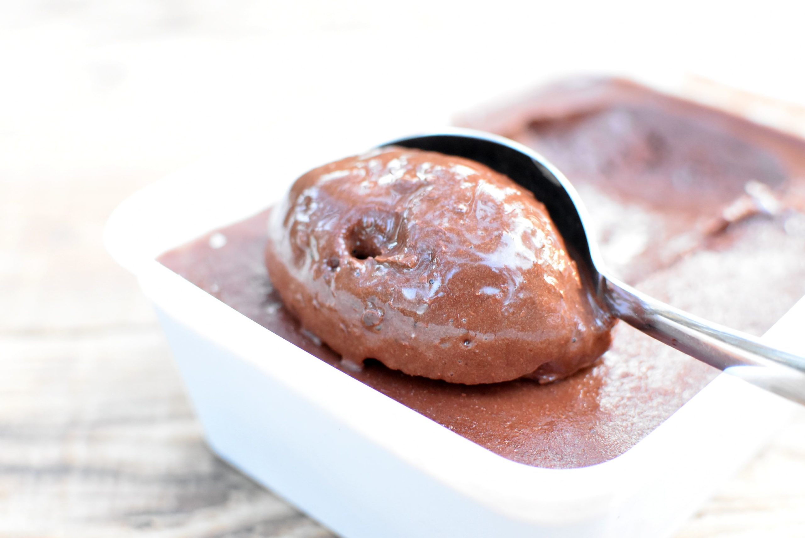 Drie ingrediënten ijs met banaan, cacao en Rice Dream – Kris Kookt
