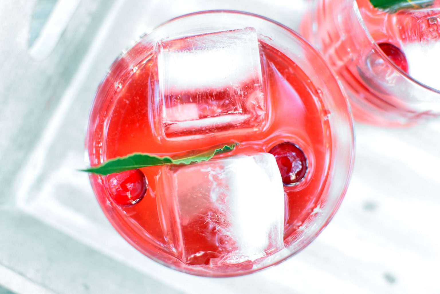 4 iconische cocktails met Elixir d’Anvers en Elixir de Spa – Kris Kookt