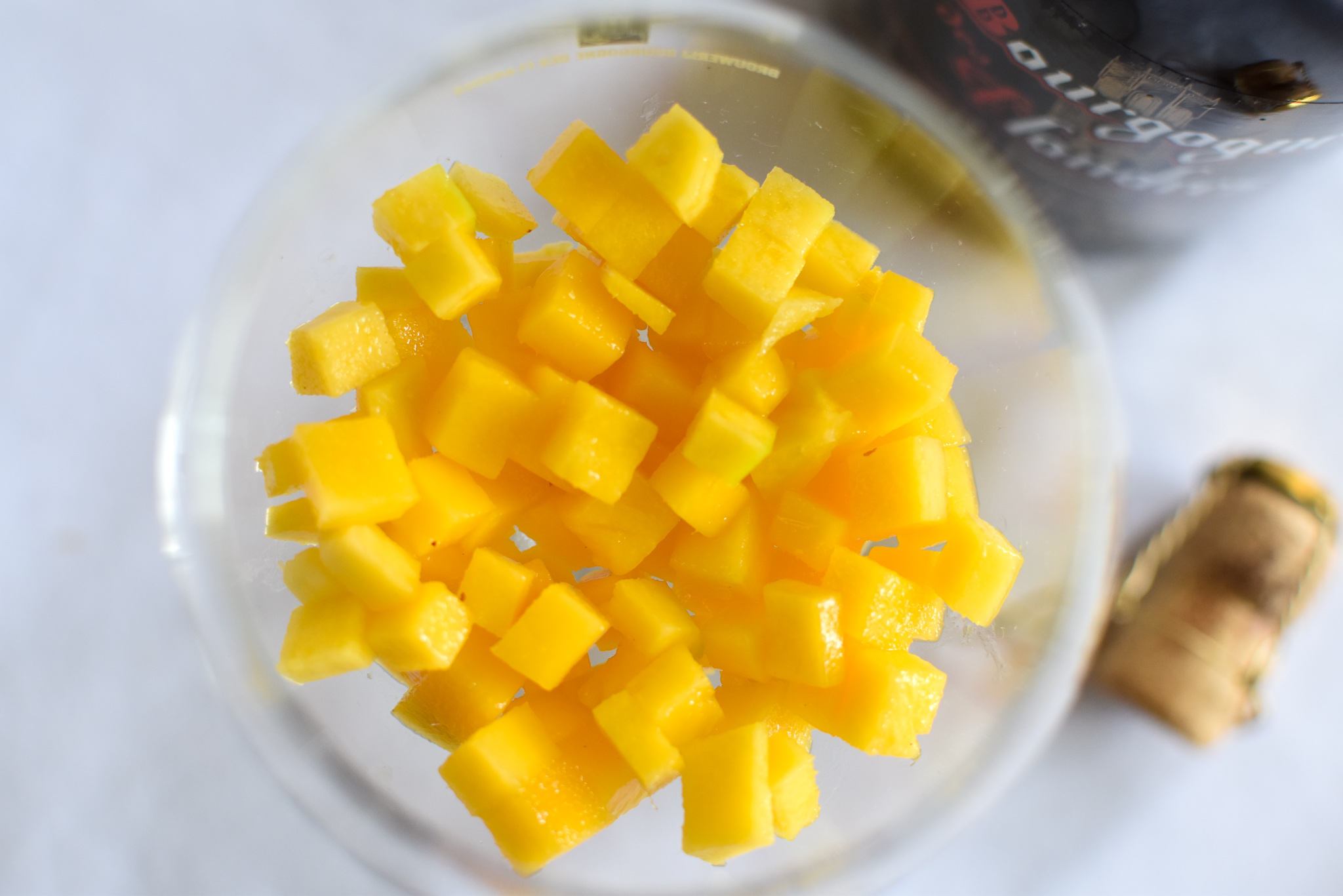 Sabayon van Bourgogne des Flandres met mango en havermout – Kris Kookt