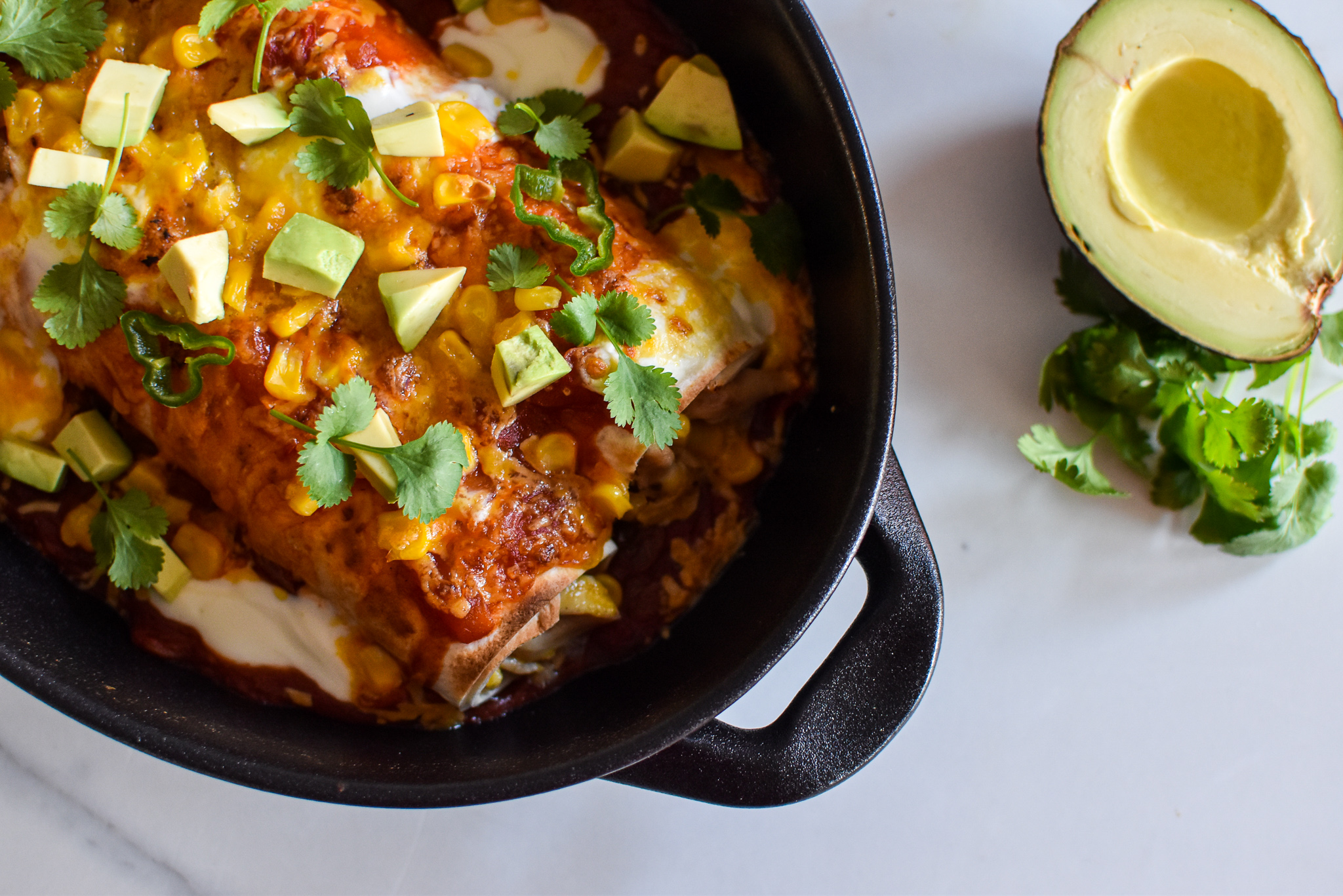 Makkelijke enchilada met kip, mais en cheddar – Kris Kookt